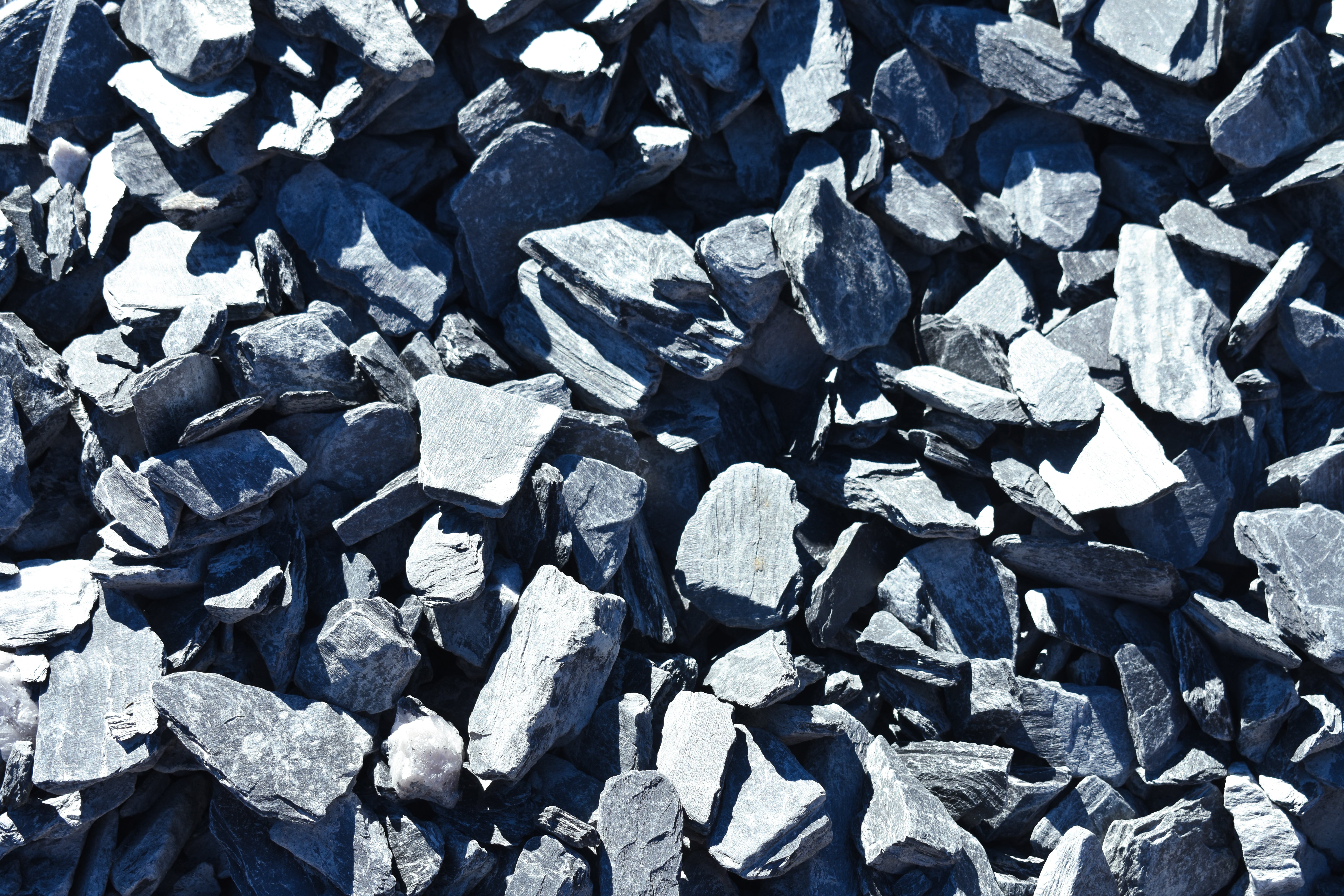 Slate Chips-Jumbo – The Yard